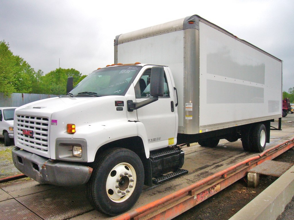 2006 GMC C7500 Single Axle Box Truck for sale by Arthur Trovei & Sons - used truck dealer
