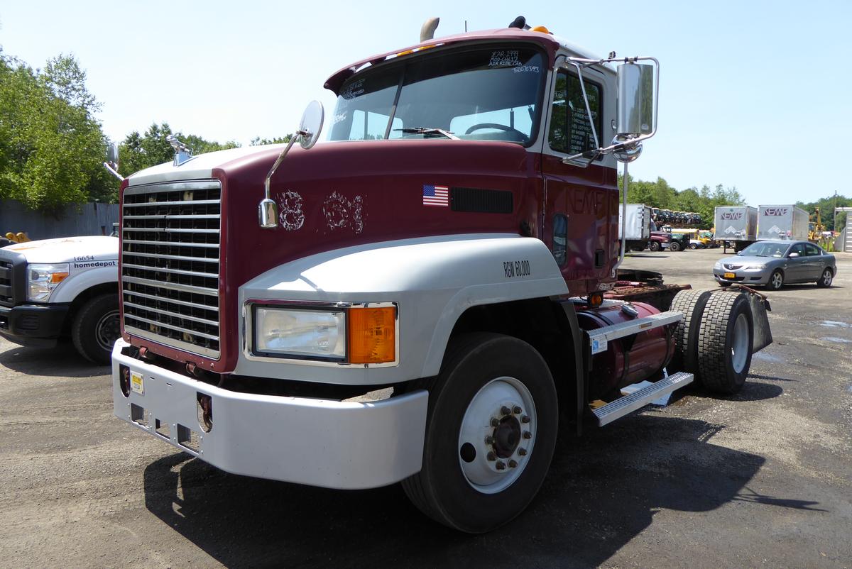 1999 Mack CH612 Single Axle Day Cab Tractor for sale by Arthur Trovei ...