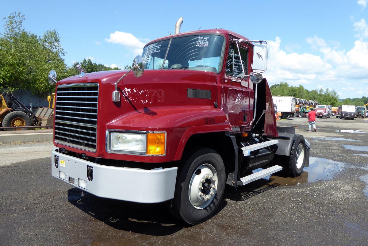 2001 Mack CH612 Single Axle Day Cab Tractor for sale by Arthur Trovei ...