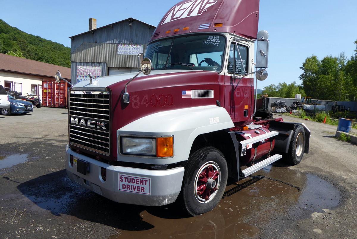 2002 Mack CH612 Single Axle Day Cab Tractor for sale by Arthur Trovei ...