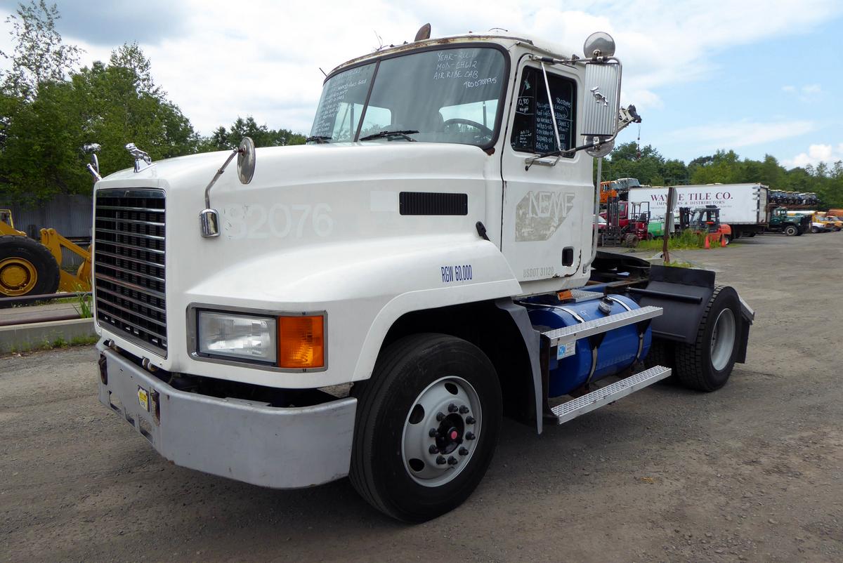 2001 Mack CH612 Single Axle Day Cab Tractor for sale by Arthur Trovei ...