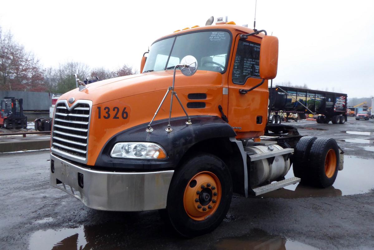 2004 Mack CX612 Single Axle Day Cab Tractor for sale by Arthur Trovei ...