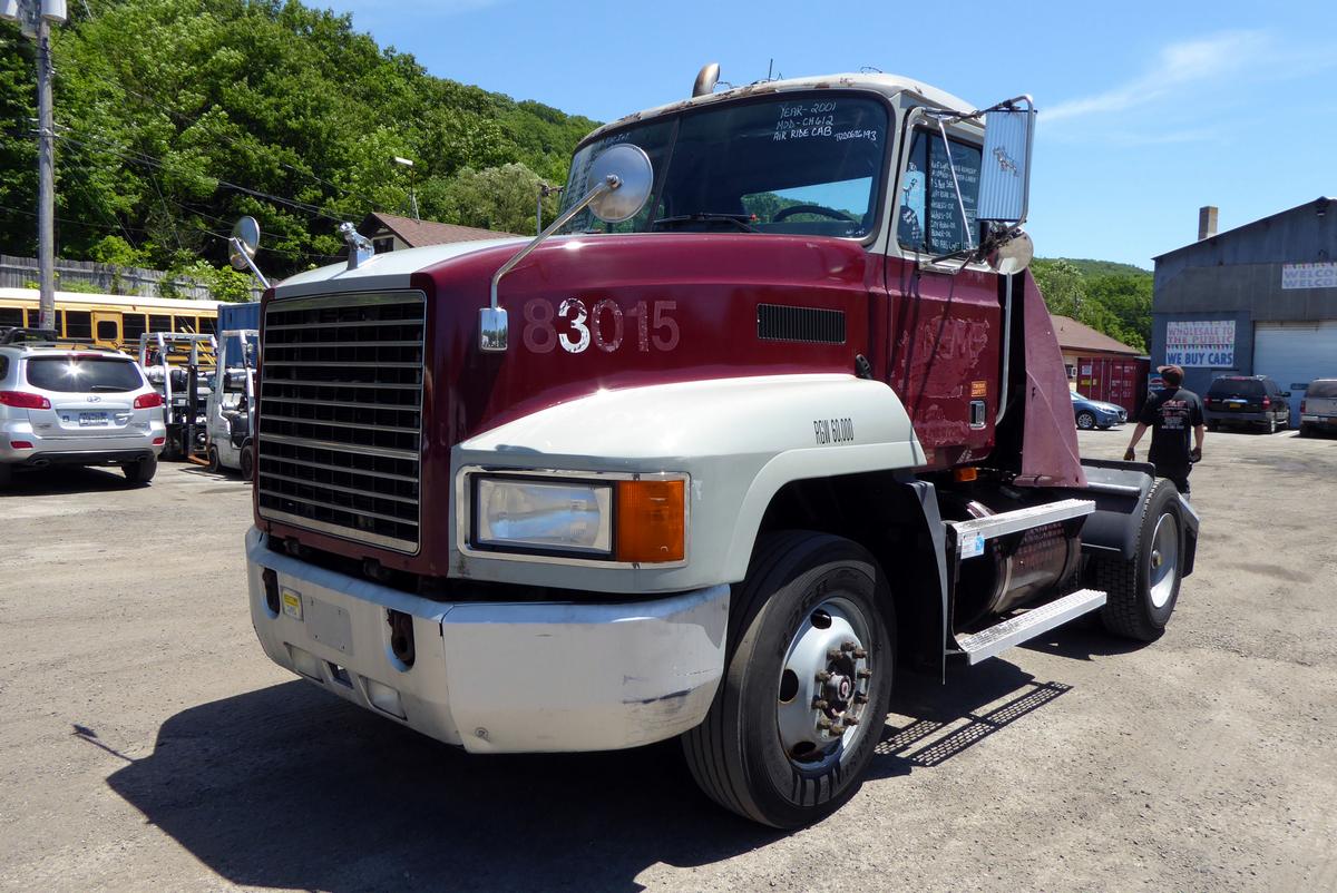 2001 Mack CH612 Single Axle Day Cab Tractor for sale by Arthur Trovei ...