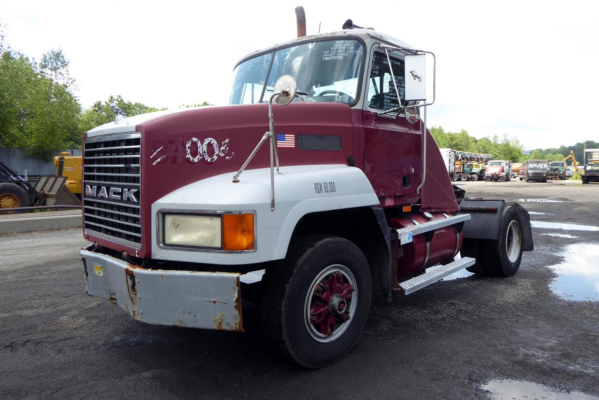2001 Mack CH612 Single Axle Day Cab Tractor for sale by Arthur Trovei ...