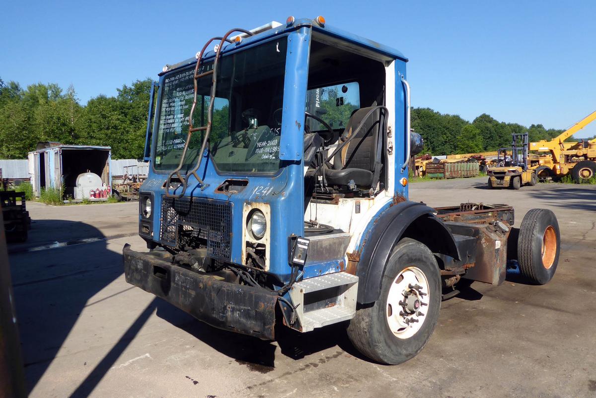 2003 Mack MR688S Tri Axle Cab and Chassis Truck for sale by Arthur ...