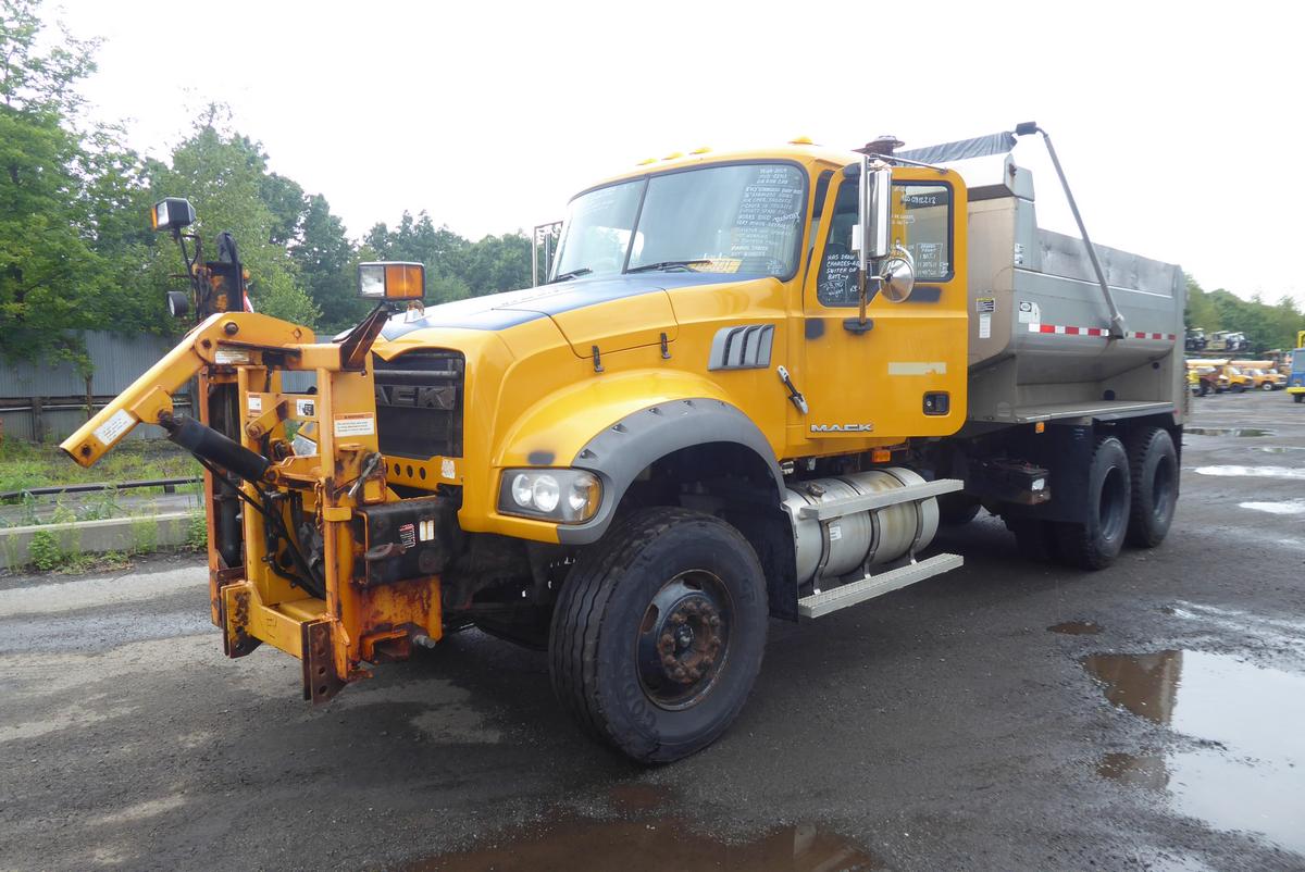2009 Mack GU713 Tandem Axle Dump Truck for sale by Arthur Trovei & Sons - used truck dealer