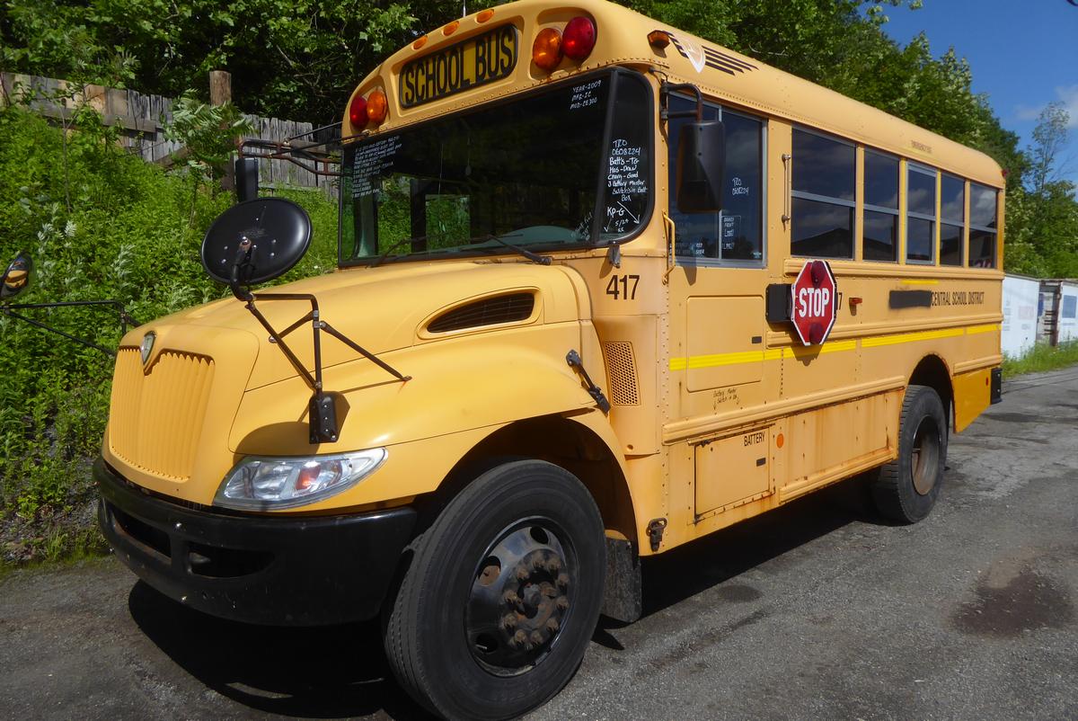 School Bus Ic Ce 2009